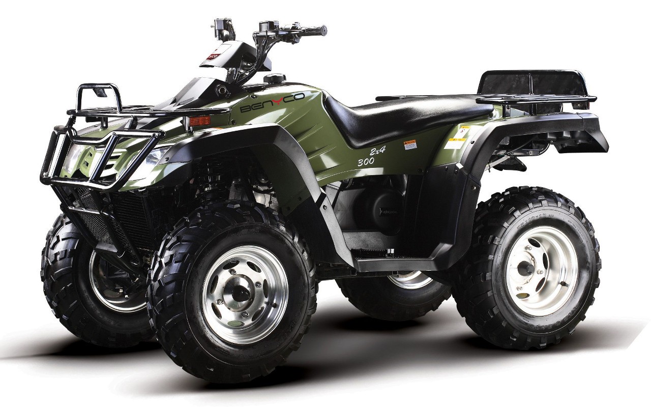 BUYANG ATV 300 - QUAD BENYCO KEEWAY GTX 4x4- KUTNO